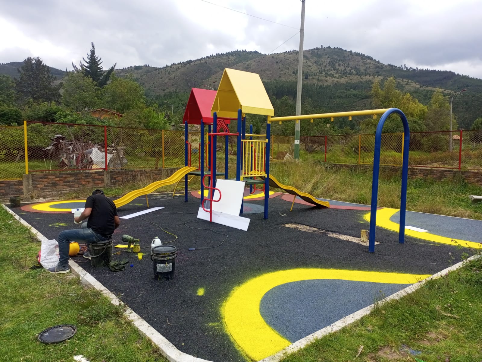 Piso Granulado Para Parque – pycger